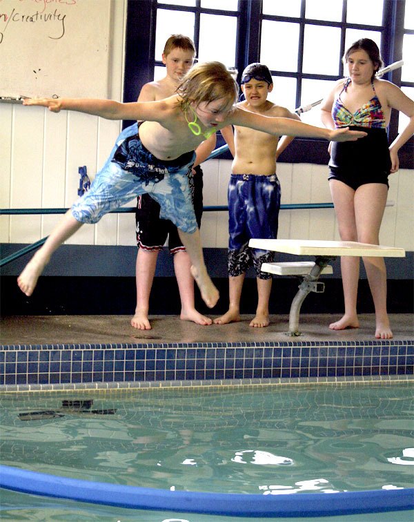 Si View Pool re-opens after holiday break | Snoqualmie Valley Record