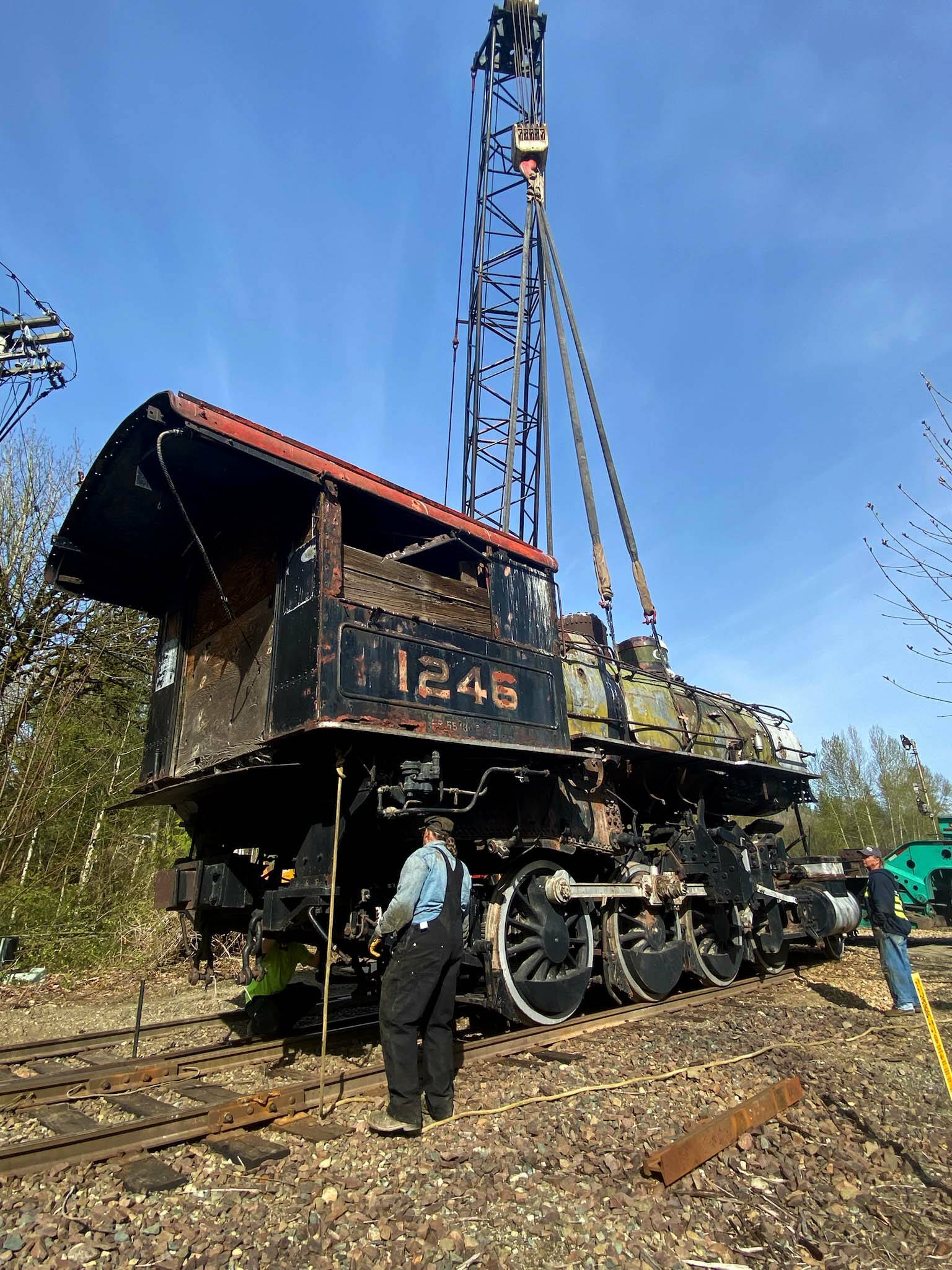 Woodland Park Zoo locomotive arrives in Snoqualmie Thursday ...