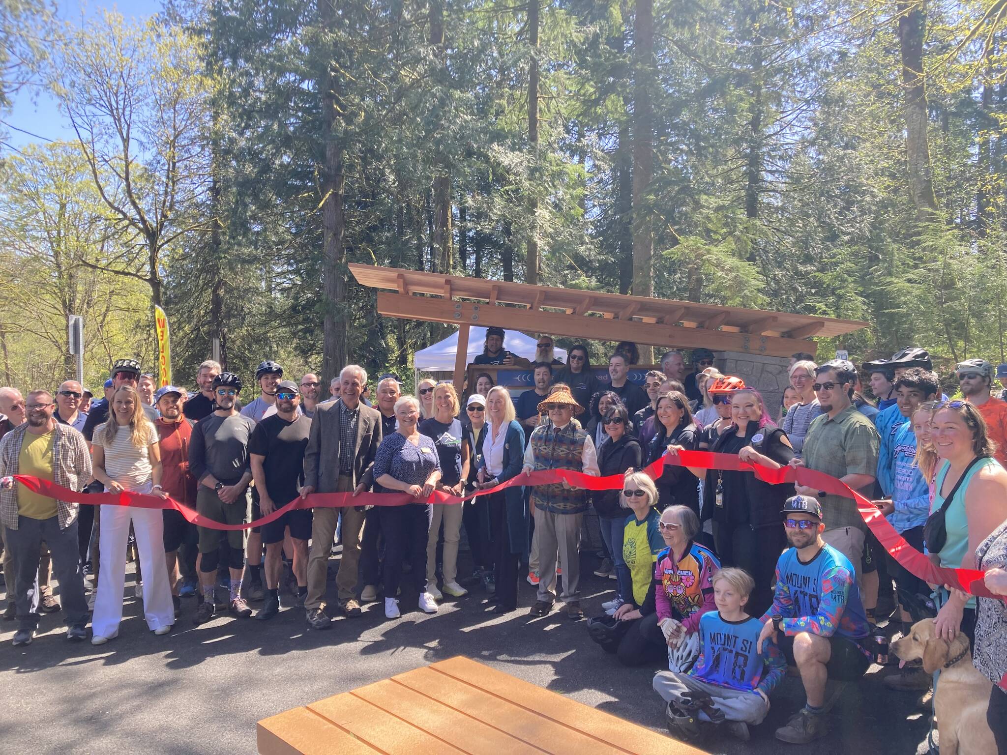 Crowds celebrate Tennant Trailhead Park ribbon cutting | Snoqualmie ...