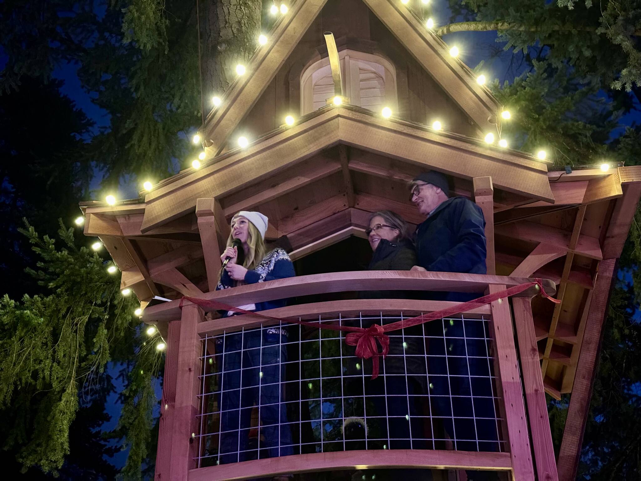 Nordic treehouse opens to public at Fall City’s Aroma Coffee ...